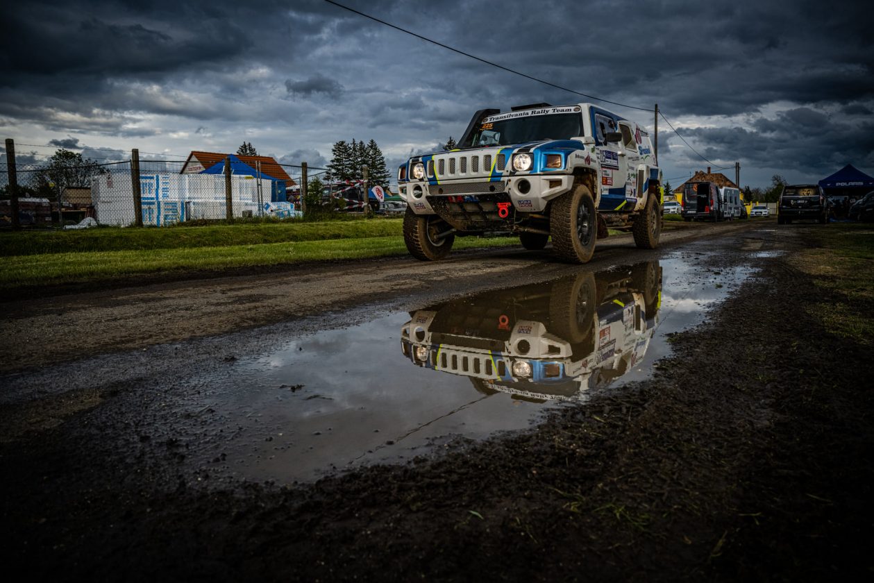 FOTO: Mihai Ban și Cheloo de la Paraziții, pe podium, în prima etapă a ...