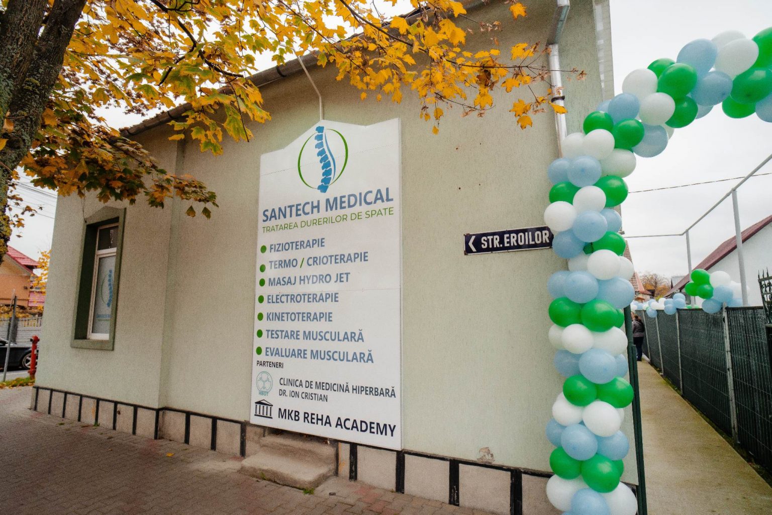 SANTECH Medical Bistrița tratează durerile de spate cu ajutorul ...