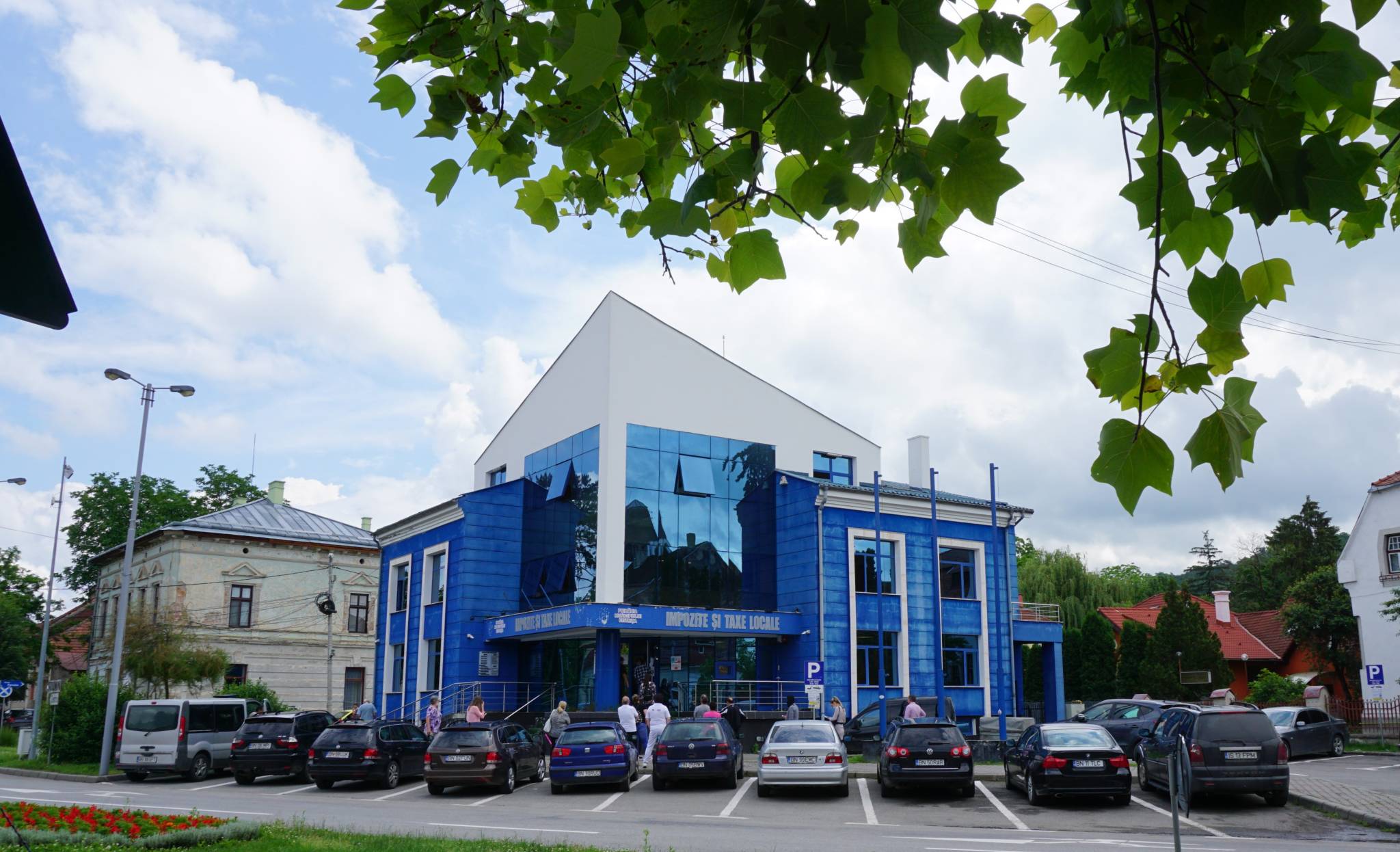 NU se lucrează la taxe și impozite! Orice operațiune - doar online ...