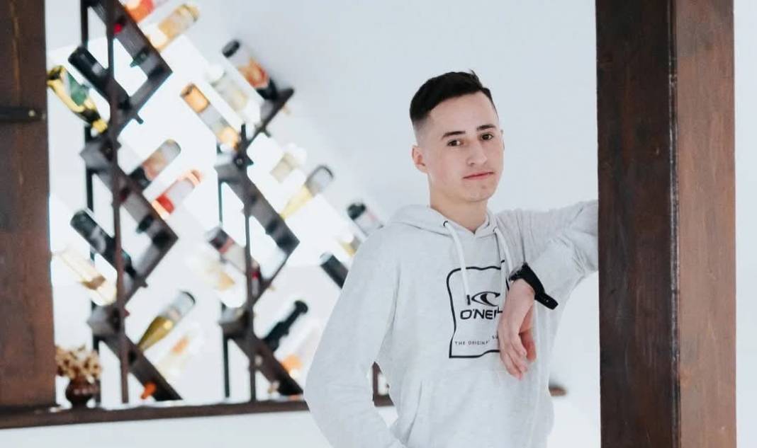 Moarte suspectă într-un restaurant din Bistrița! Un tânăr de 18 ani din ...